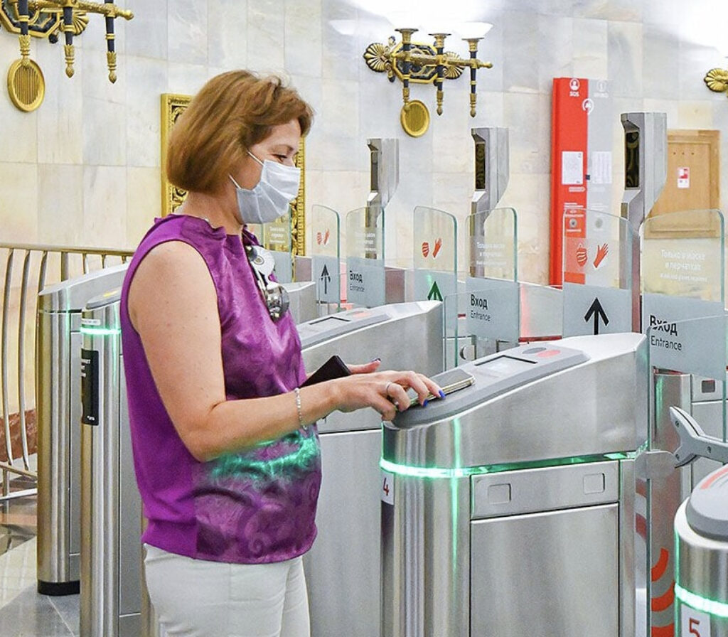 We Found Photos of Ten Subways Around the Globe That Show Just How Far ...